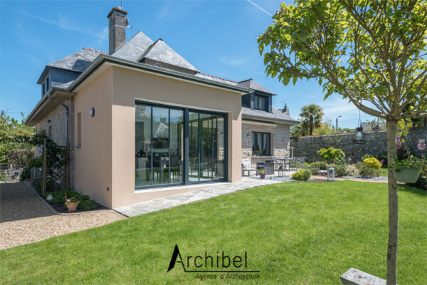 Extension d'une maison traditionnelle à Vitré